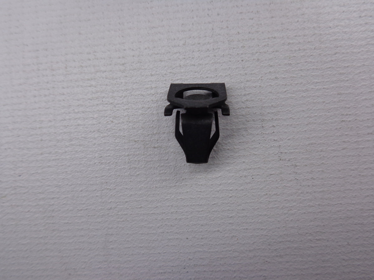 Retaining Clip for Kick Panel and A Pillar Trim Factory New 1990-2005 ...