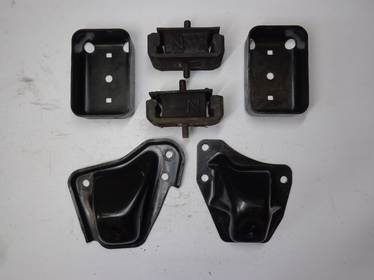 Motor Mounts, Brackets, and Cups Set Factory Used 1999-2000 NB Mazda M ...